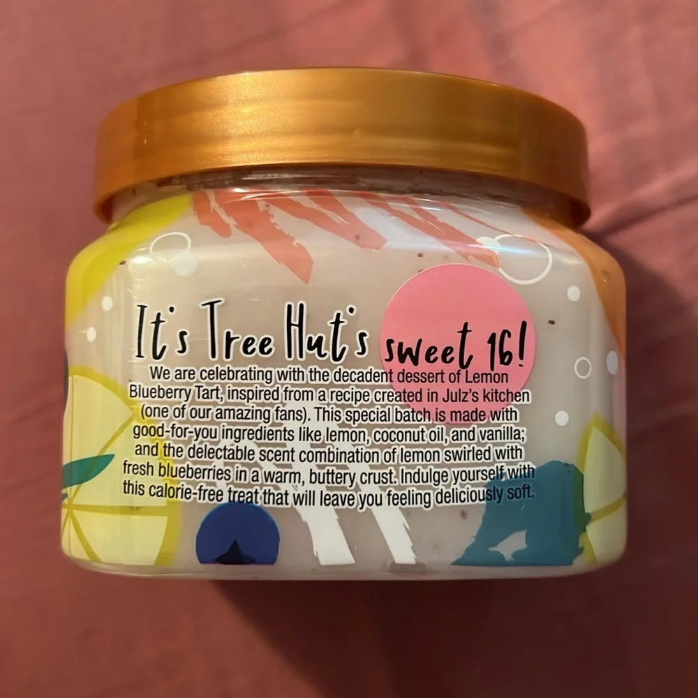 tree hut | Bath & Body | Limited Edition Lemon Blueberry Tart Scrub ...